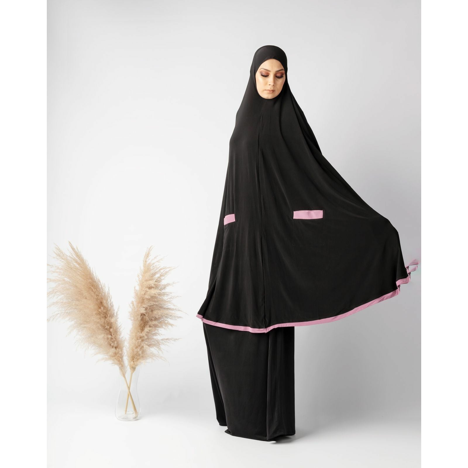 Burqas & Abayas – SUHAYLA